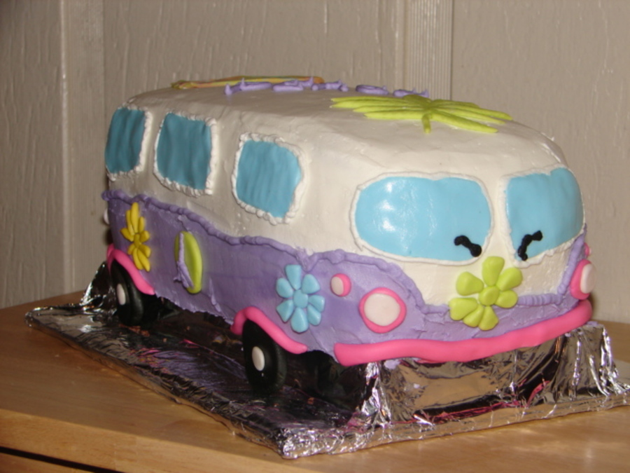 Vw Bus Cake - CakeCentral.com