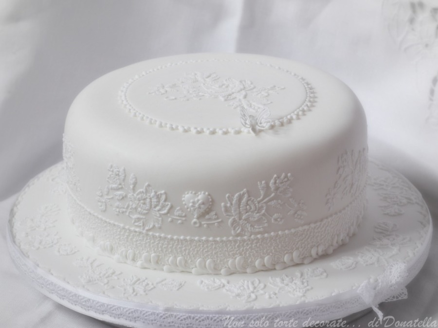 Emboidery Cake - CakeCentral.com