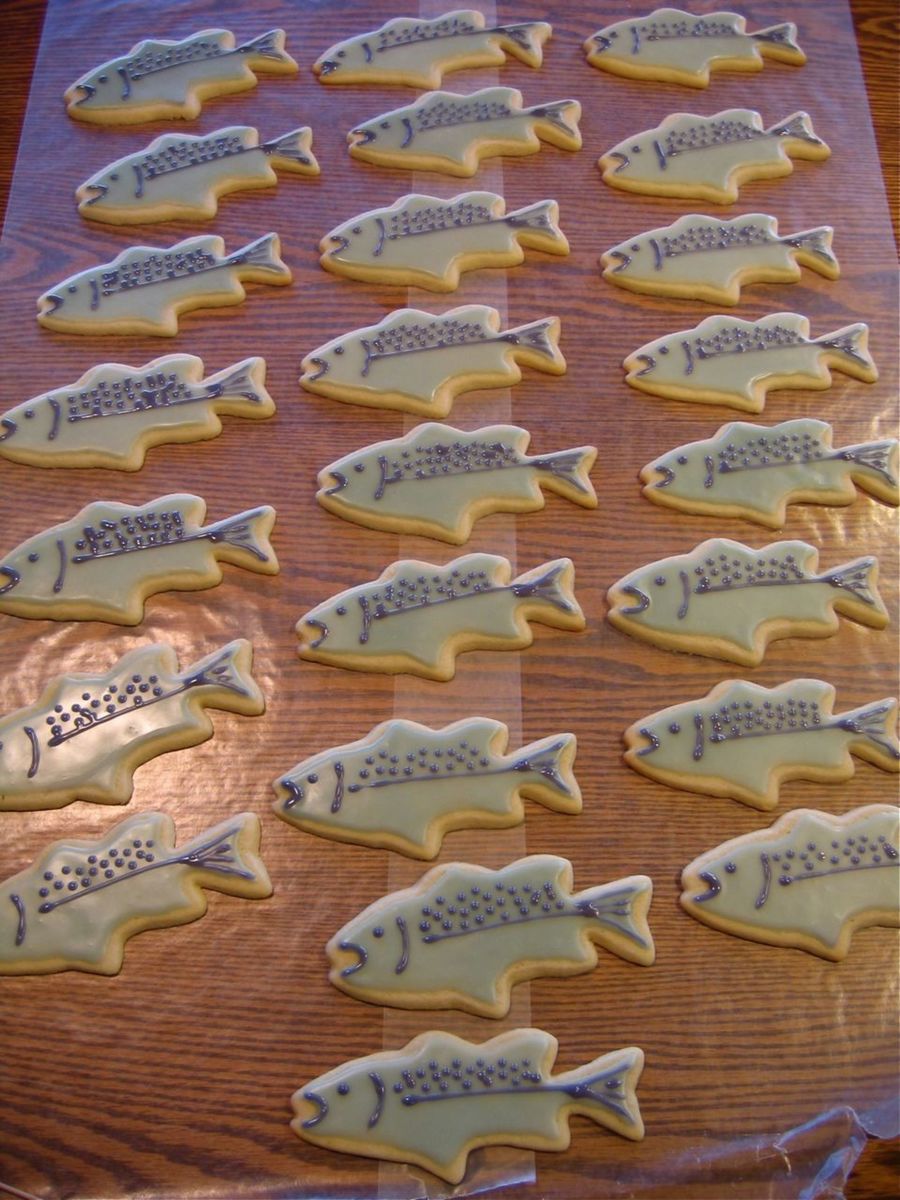 Fish Cookies - CakeCentral.com