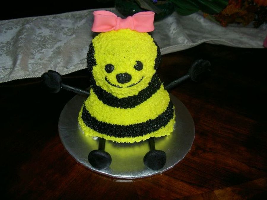 Stand Bee Cake - CakeCentral.com