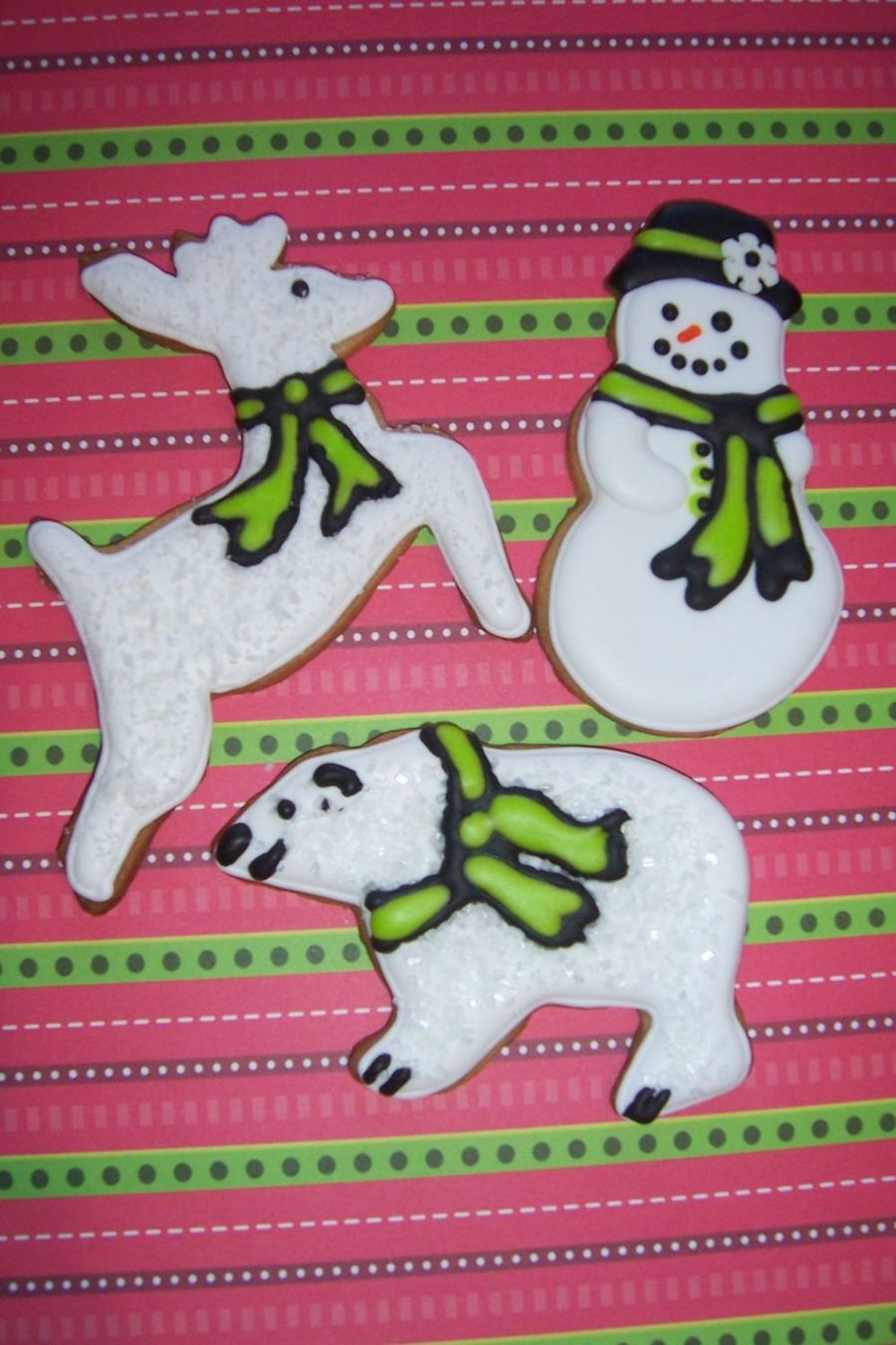 Snowman, Reindeer And Polar Bear - CakeCentral.com