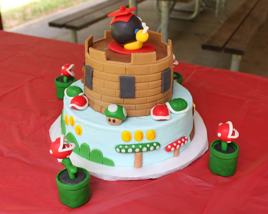 Mario Bros Graduation Cake - CakeCentral.com
