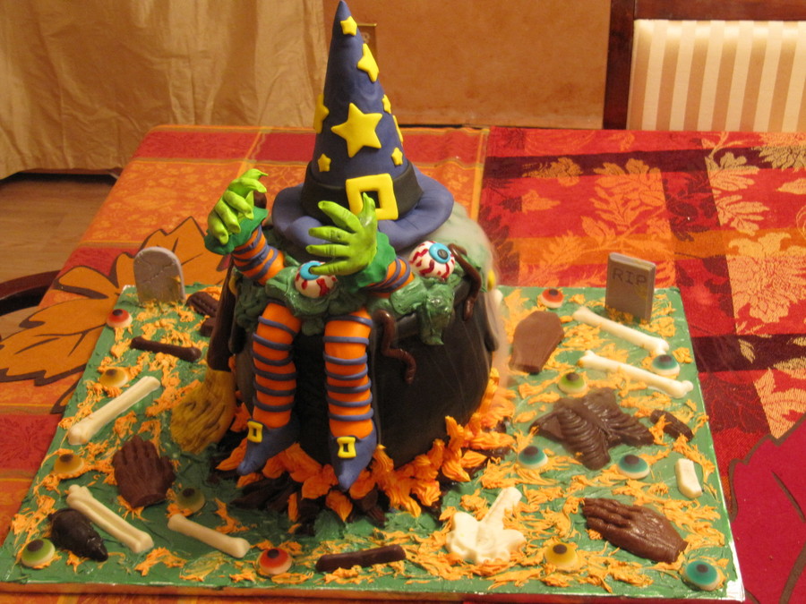 Melting Witch Brew - CakeCentral.com