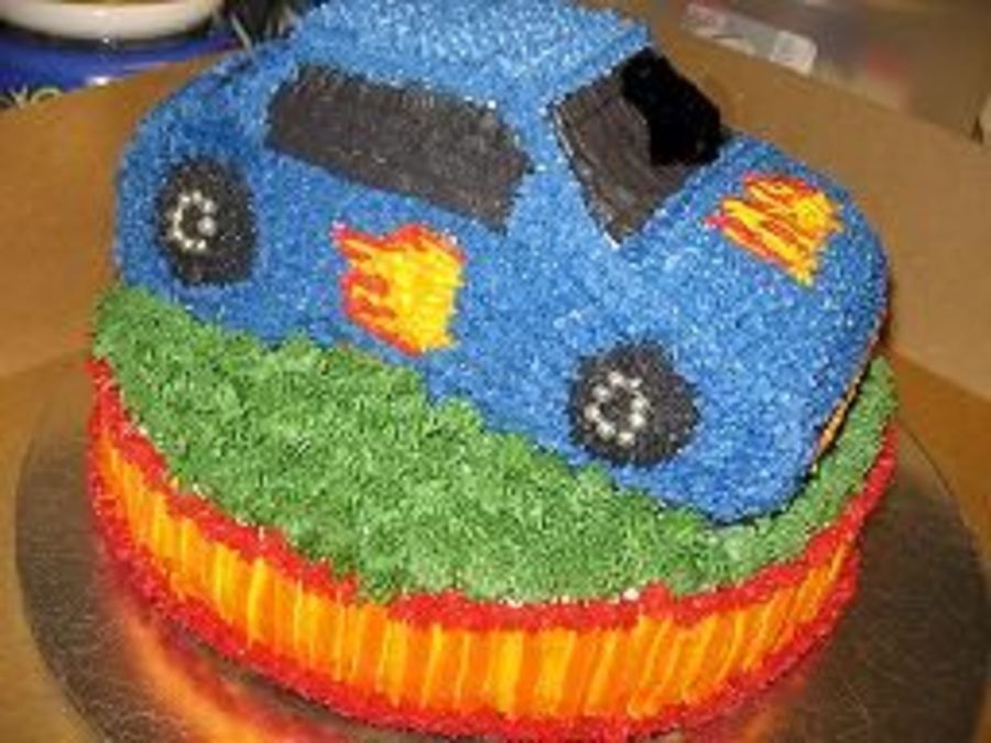 3D Car Cake - CakeCentral.com
