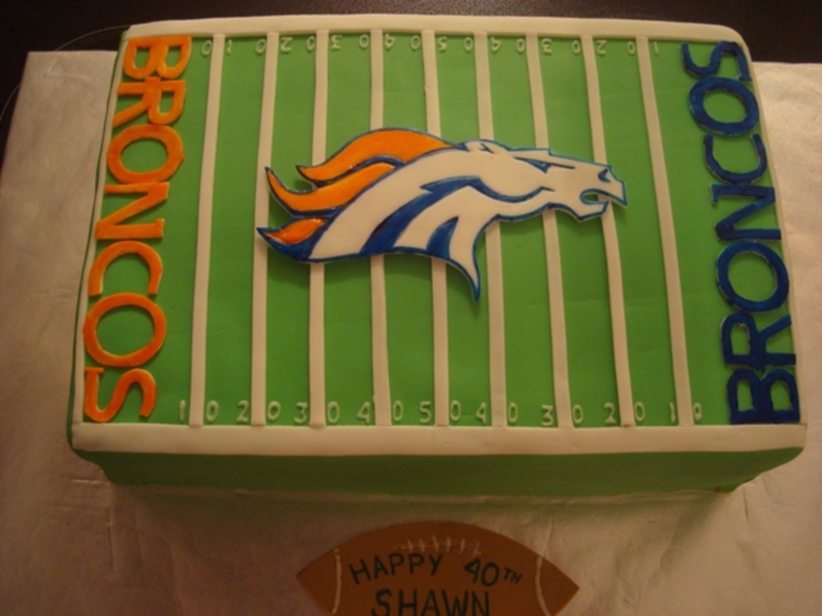 Denver Broncos - CakeCentral.com
