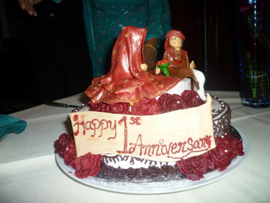 Asian Bride And Groom - CakeCentral.com