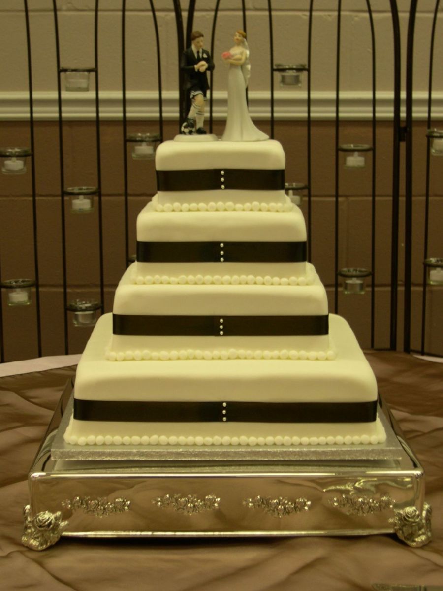 Fondant Square Wedding Cake - CakeCentral.com