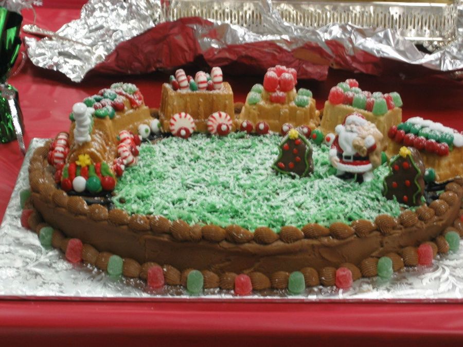 All Aboard The Christmas Train - CakeCentral.com