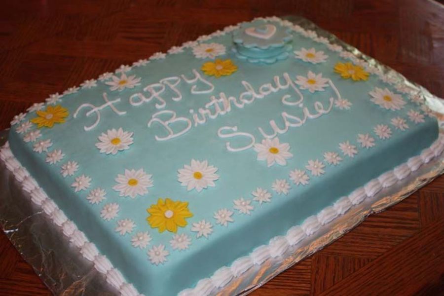 Daisy Birthday Cake! - CakeCentral.com