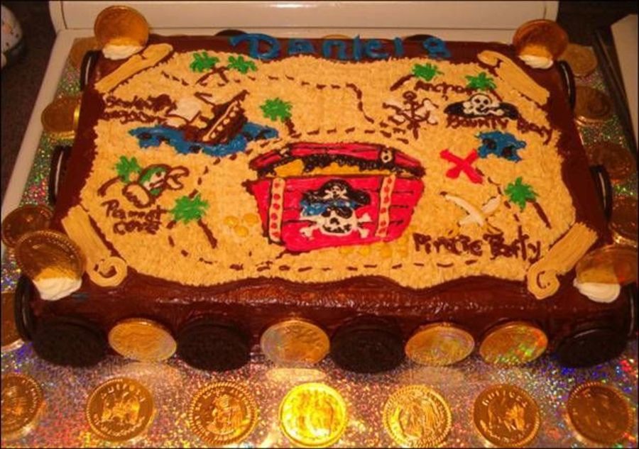 Pirate Map Cake - CakeCentral.com