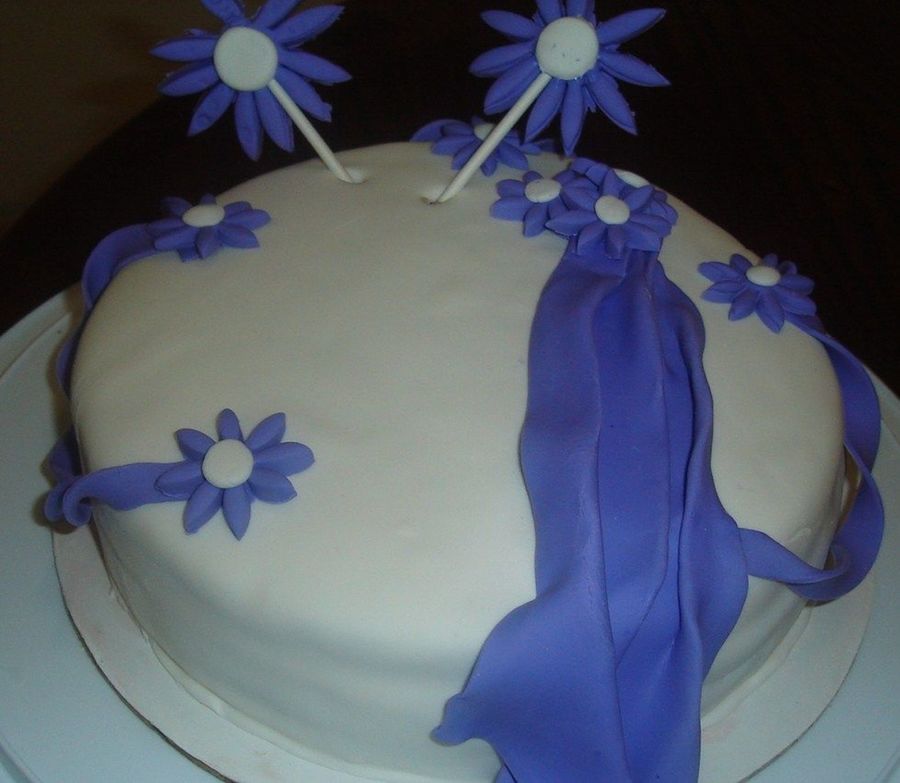 Class_3.jpg - CakeCentral.com