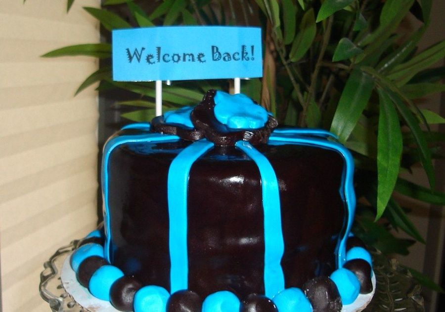 Welcome_Back_Cake.jpg - CakeCentral.com