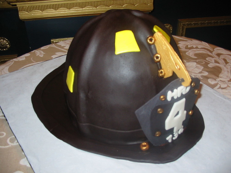 Firefighter's Helmet - CakeCentral.com