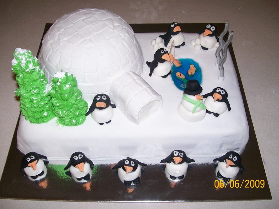 Penguin / Igloo Cake - CakeCentral.com