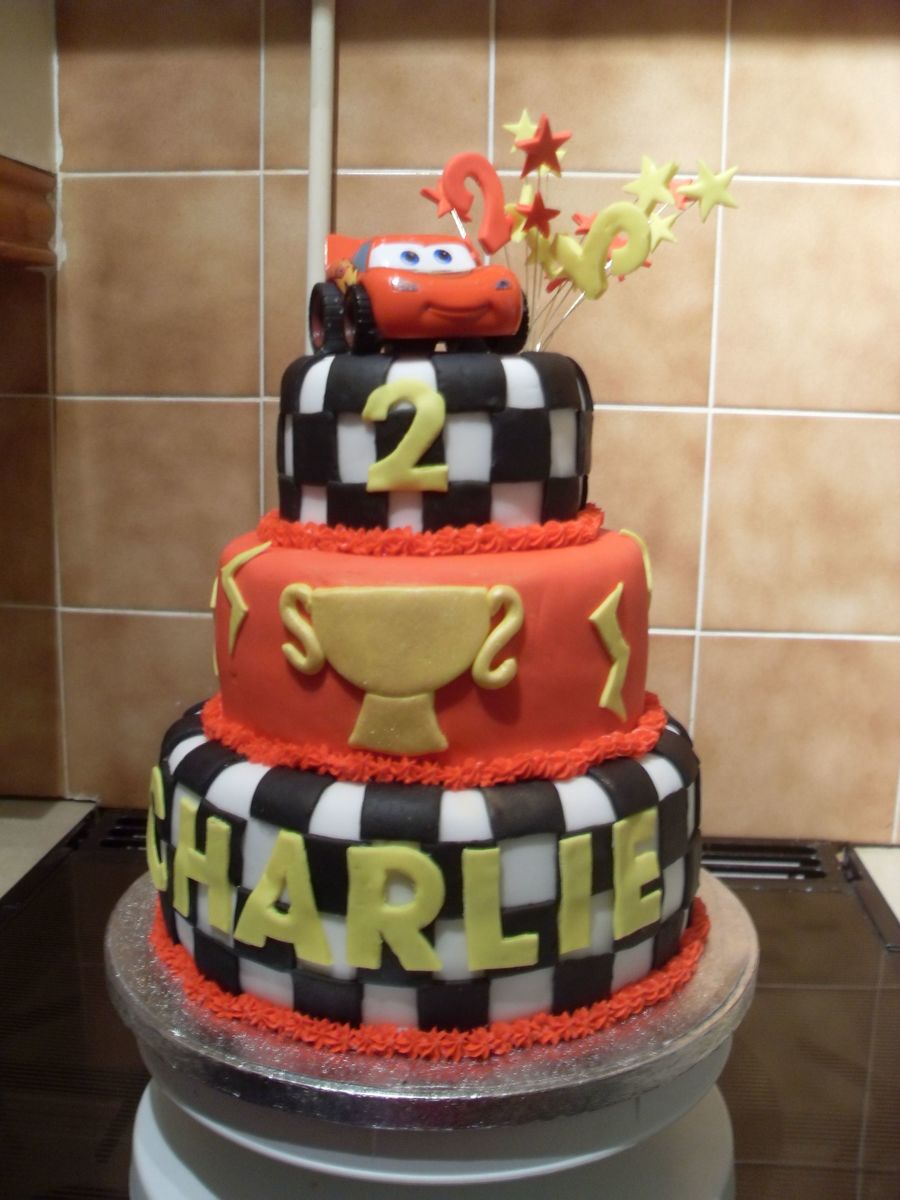 Lightning Mcqueen - CakeCentral.com