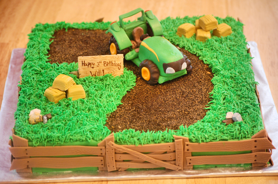 Tractor Cake - CakeCentral.com
