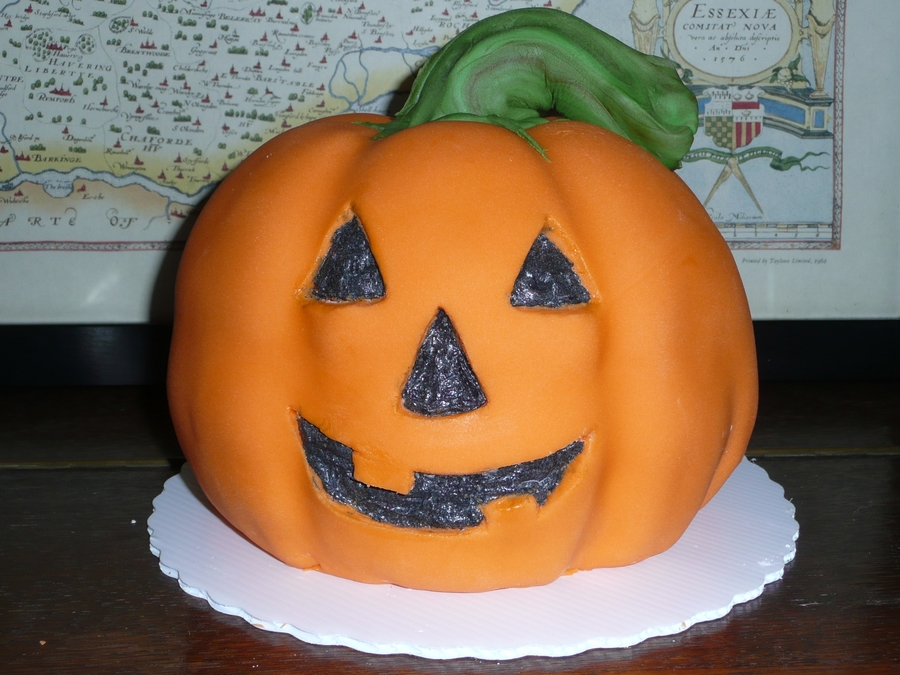 Jack 'o Cake - CakeCentral.com