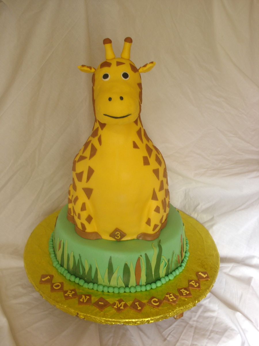 Giraffe - CakeCentral.com