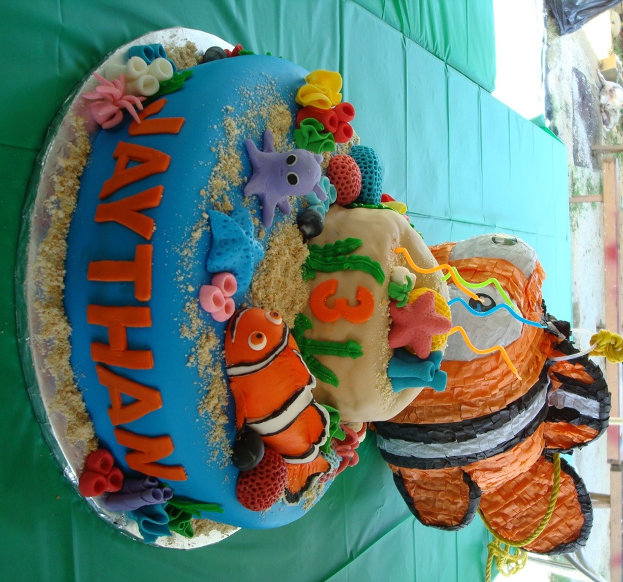 Finding Nemo - CakeCentral.com
