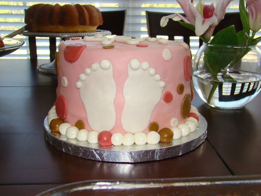 Toes And Dots - CakeCentral.com