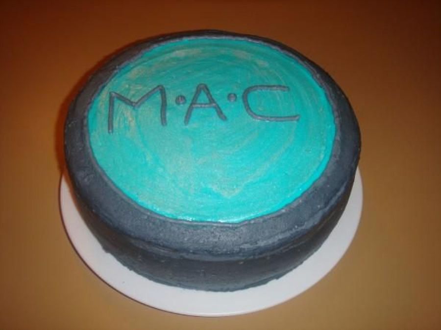 Mac Eyeshadow Cake - CakeCentral.com