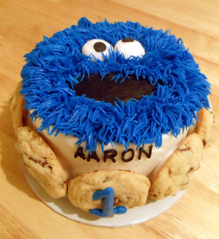 Cookie Monster Smash Cake - CakeCentral.com