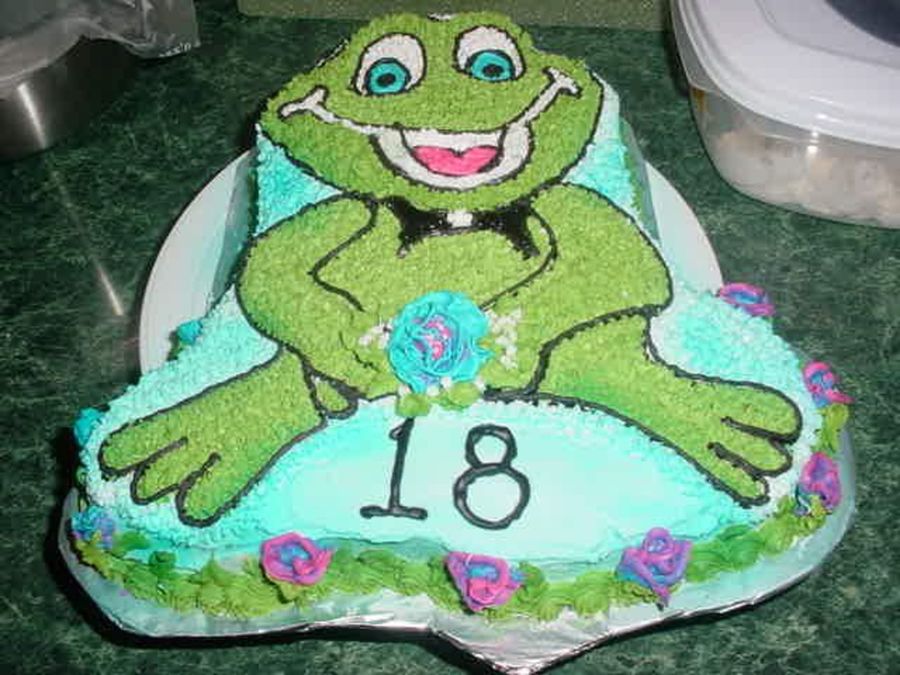 Frog Cake - CakeCentral.com