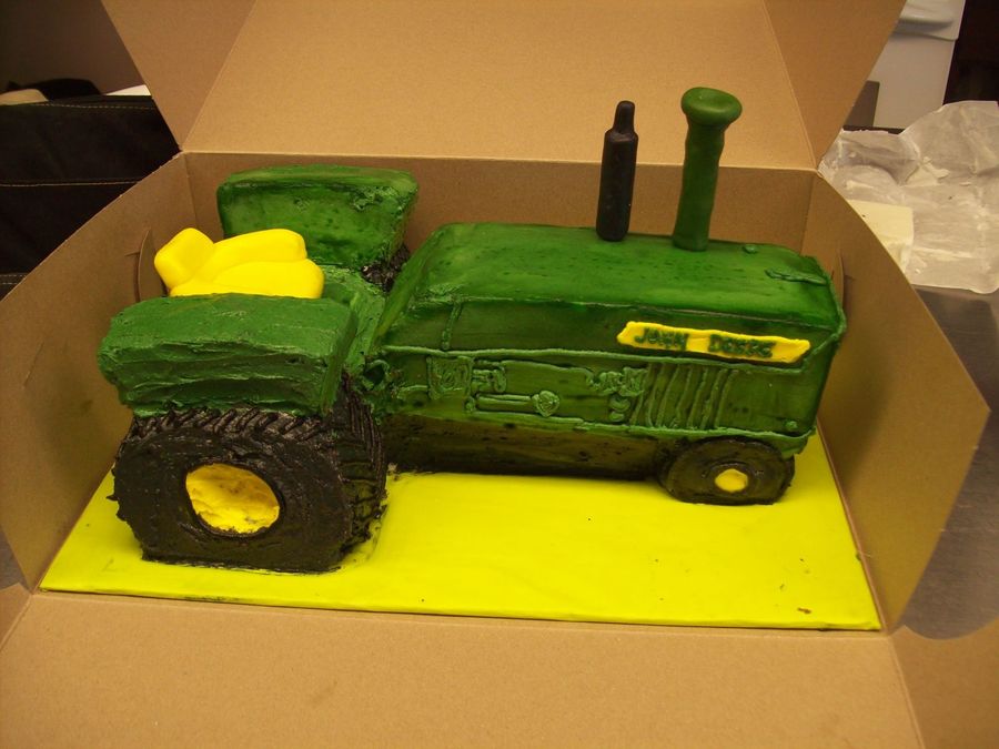 John Deere Tractor - CakeCentral.com