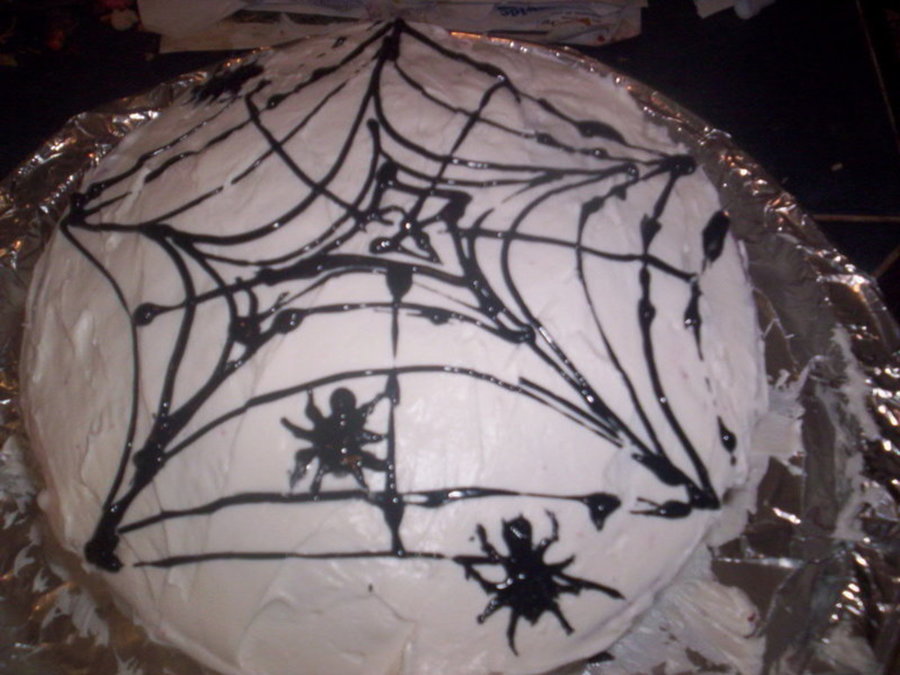 Spider Web Cake - CakeCentral.com