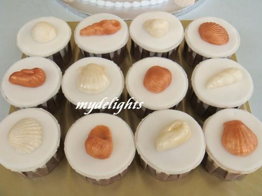 Seashell Cupcakes - CakeCentral.com