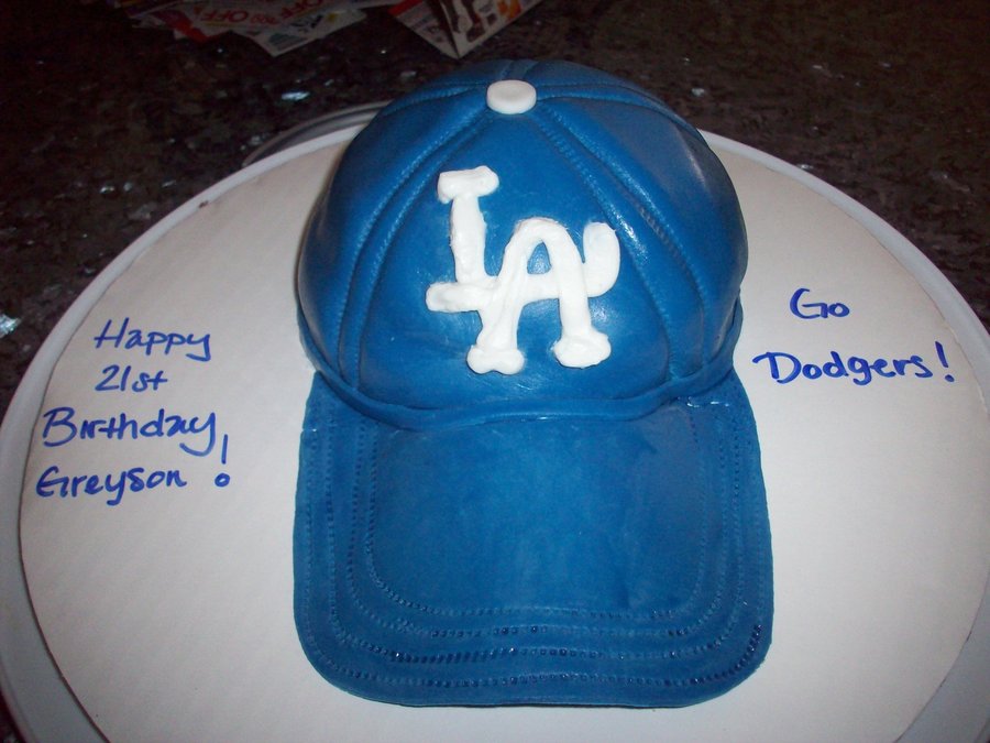 La Dodgers Hat - CakeCentral.com
