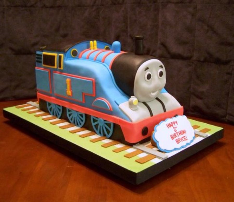 Thomas The Tank Engine - CakeCentral.com