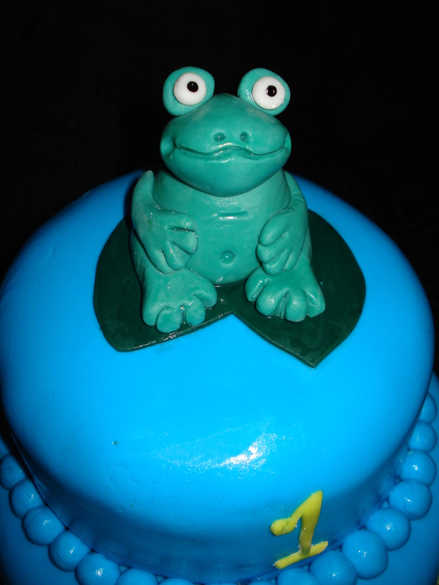 Frogs! - CakeCentral.com