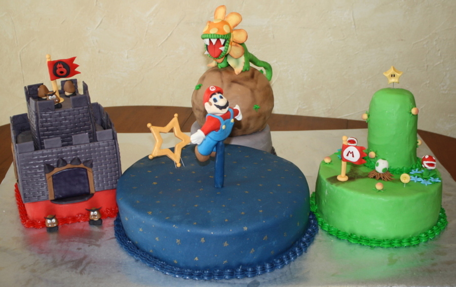Super Mario Galaxy Cake - CakeCentral.com