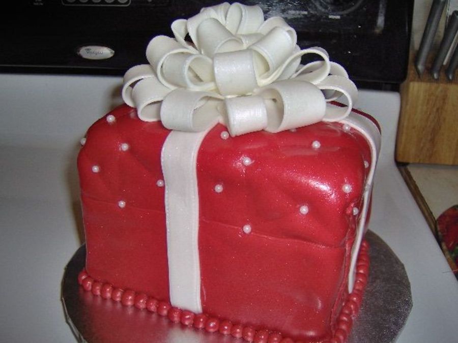 Red Velvet Gift Box - CakeCentral.com