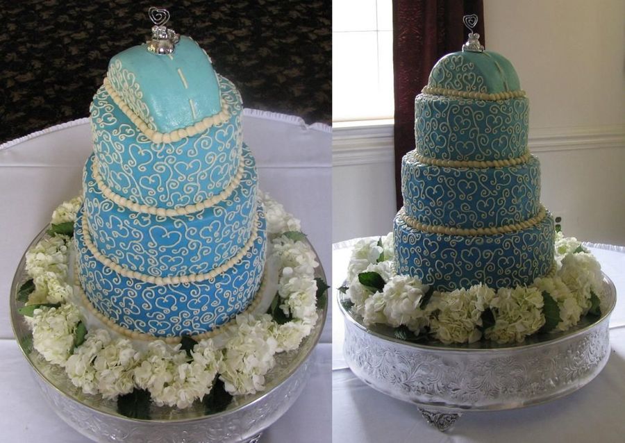 Blue Scrollwork - CakeCentral.com