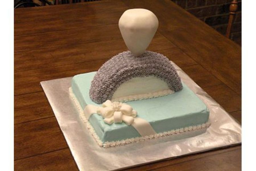 Diamond Ring With Box - CakeCentral.com