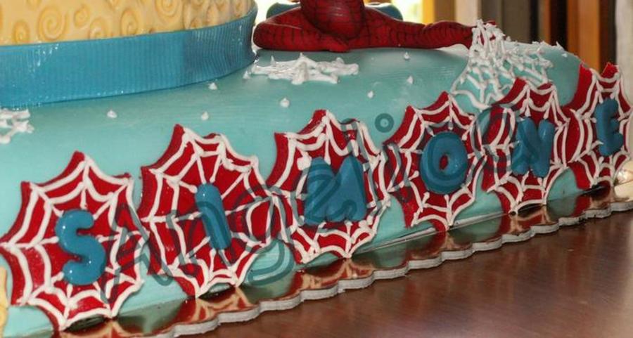 Spiderman Vs 2X2 (Ben Ten) - CakeCentral.com