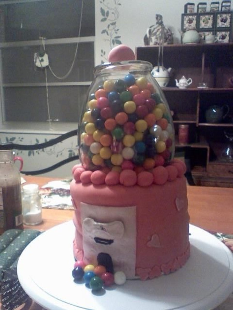 Bubble Gum Cake - CakeCentral.com