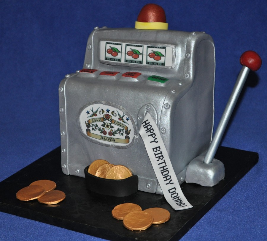 Slot Machine - CakeCentral.com