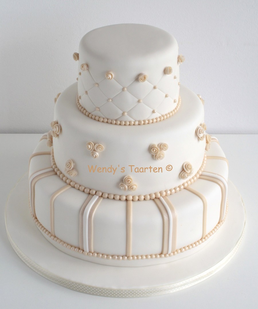 A Simple Wedding Cake - CakeCentral.com