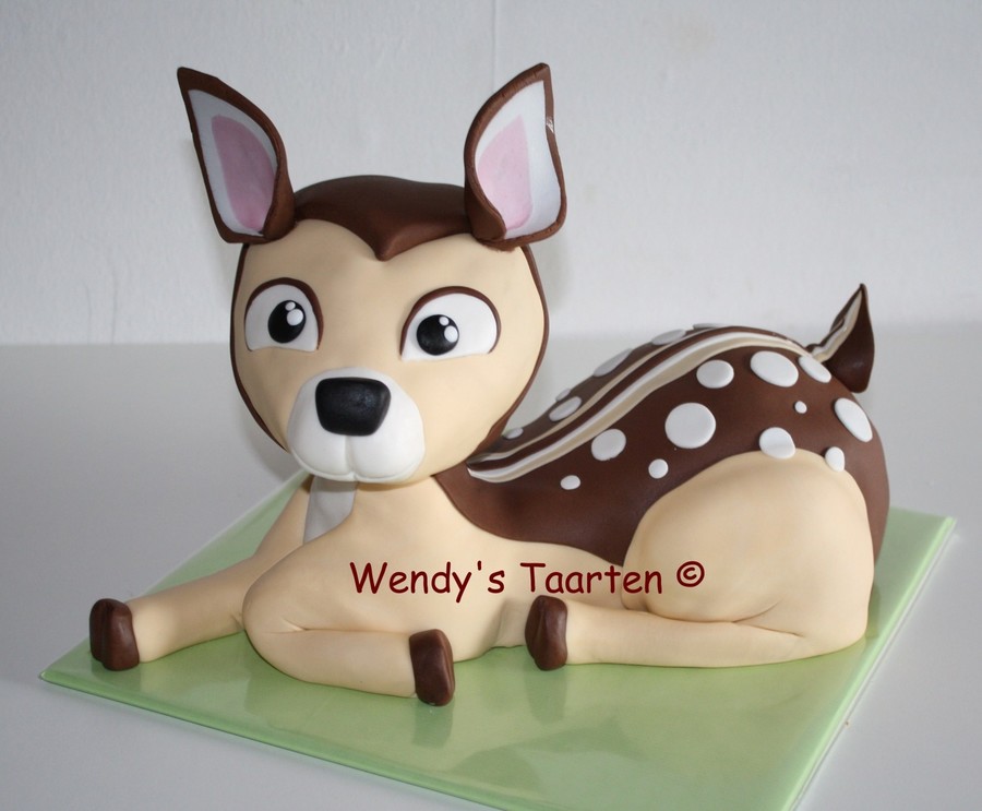 3D Deer - CakeCentral.com