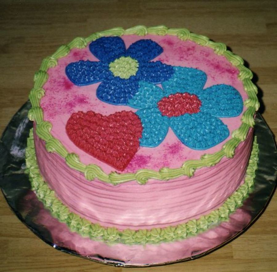 Heart And Flowers - CakeCentral.com