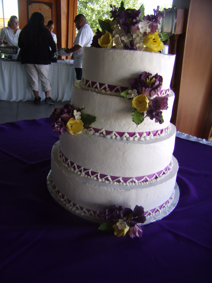 Laura's Wedding Cake - CakeCentral.com