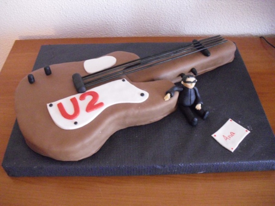 U2 - CakeCentral.com