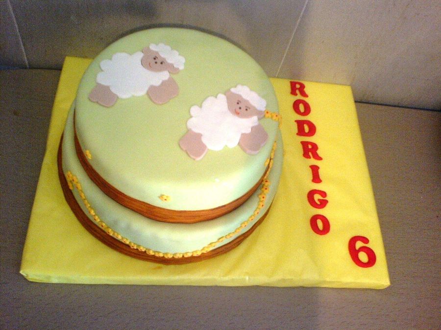 Sheep Cake - CakeCentral.com