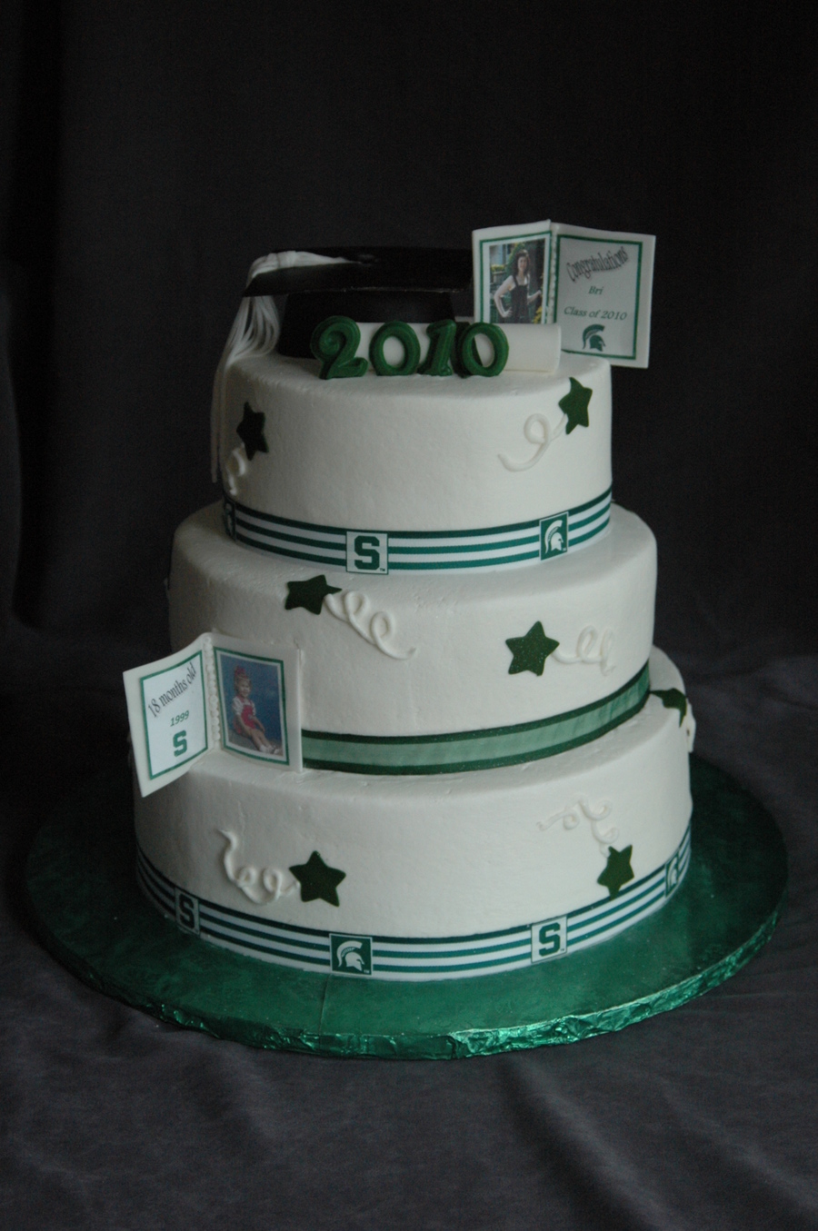 Michigan State Graduation Cake - CakeCentral.com