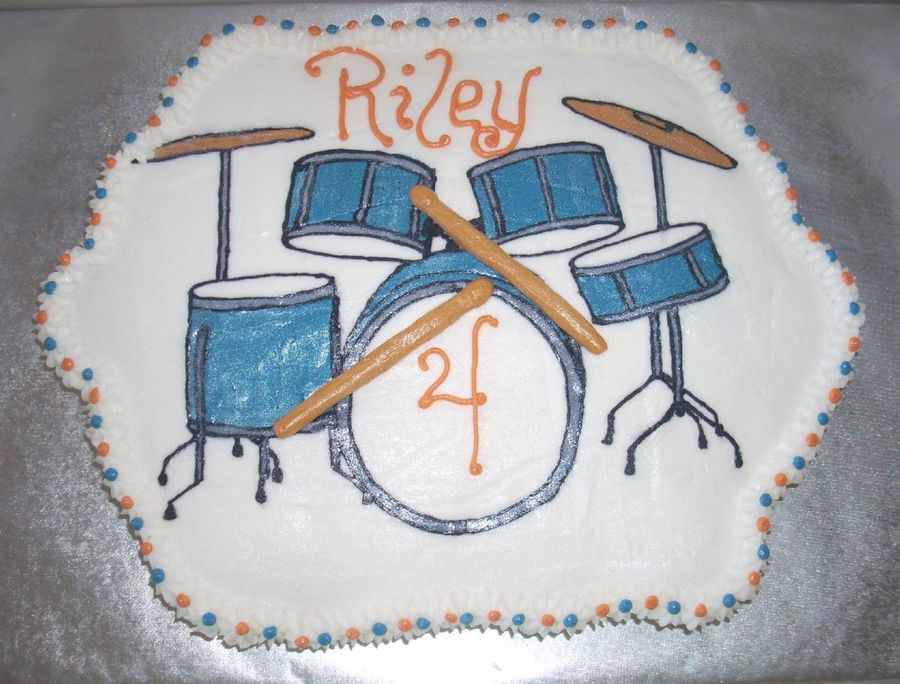 Riley's Drums Cupcake Cake - CakeCentral.com