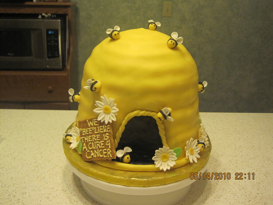 Bee Hive Cake - CakeCentral.com