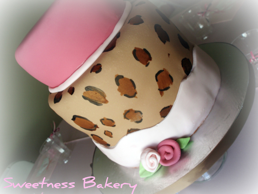 Leopard Bridal Cake - CakeCentral.com
